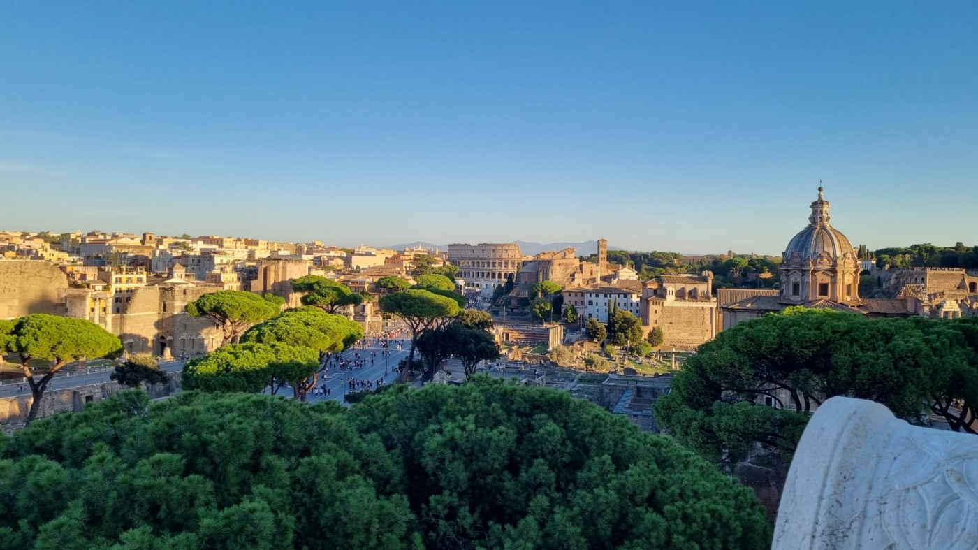 Semi-Private Tour: Colosseum, Capitol Hill | Rome Free Walking